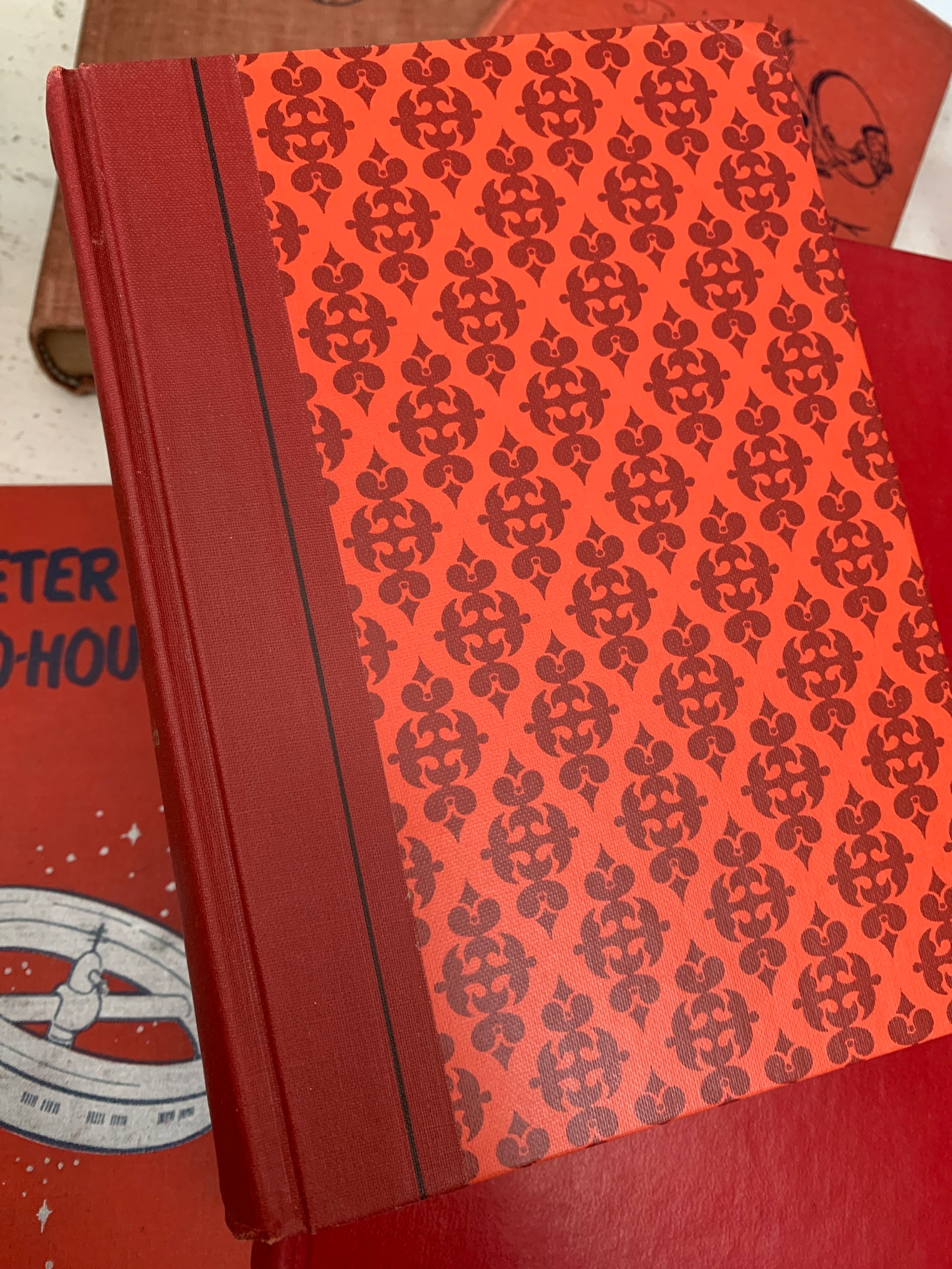 Vintage Book Stack / Red Books /shades of Red Book Decor Lot / - Etsy