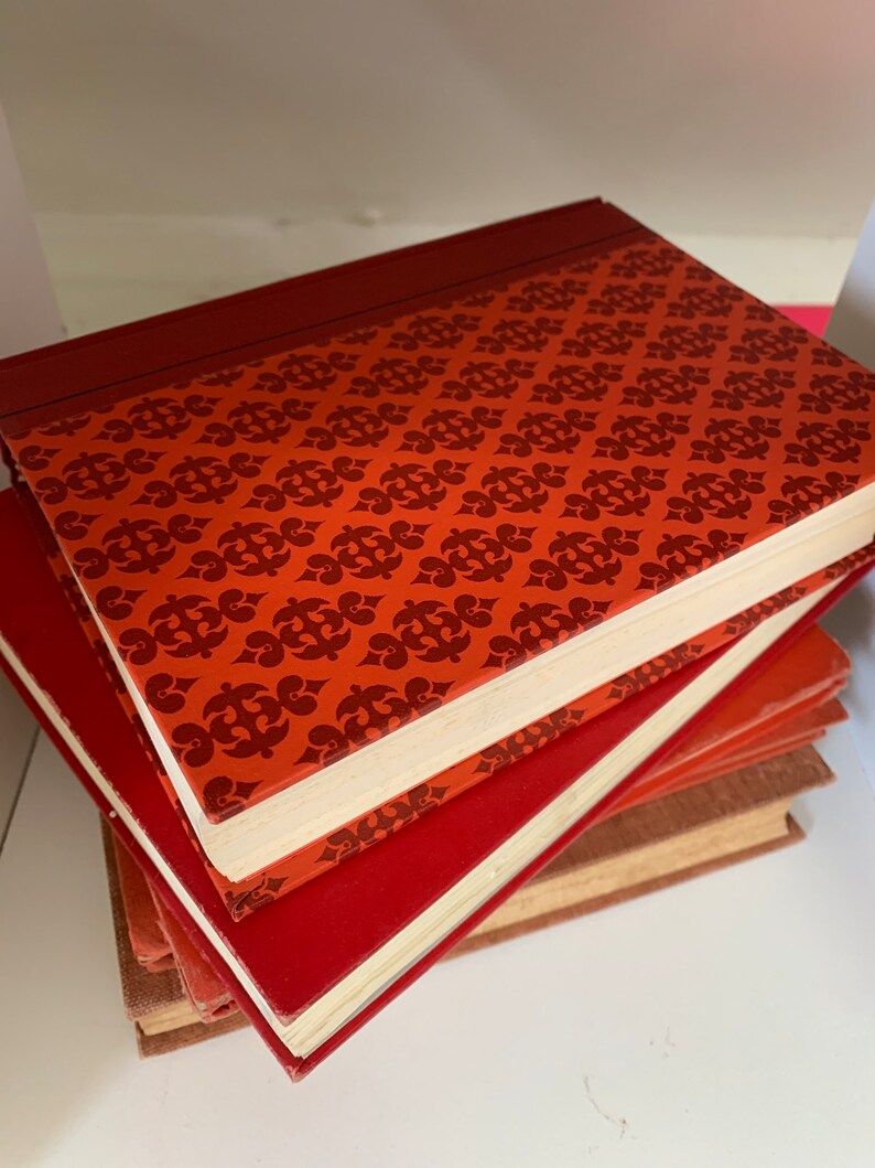Vintage Book Stack / Red Books /shades of Red Book Decor Lot / - Etsy
