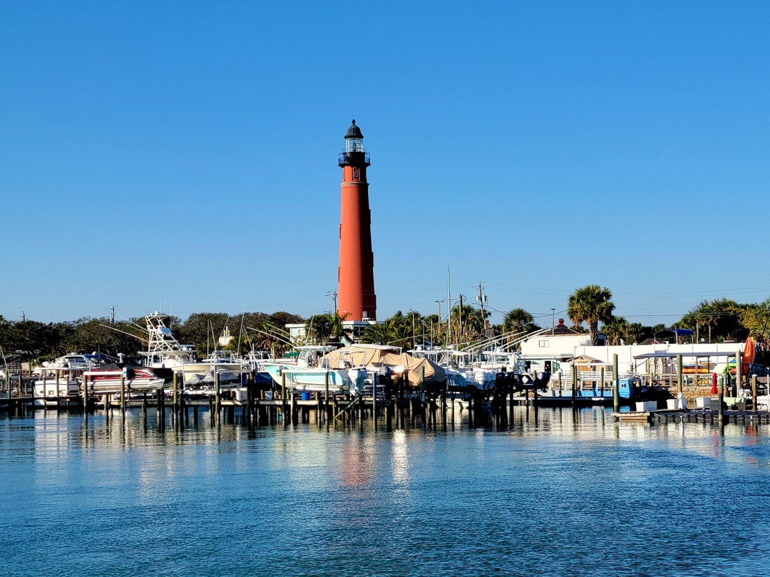 Ponce Inlet, Florida Lighthouse on a Clear Day. Ponce Inlet, Florida ...