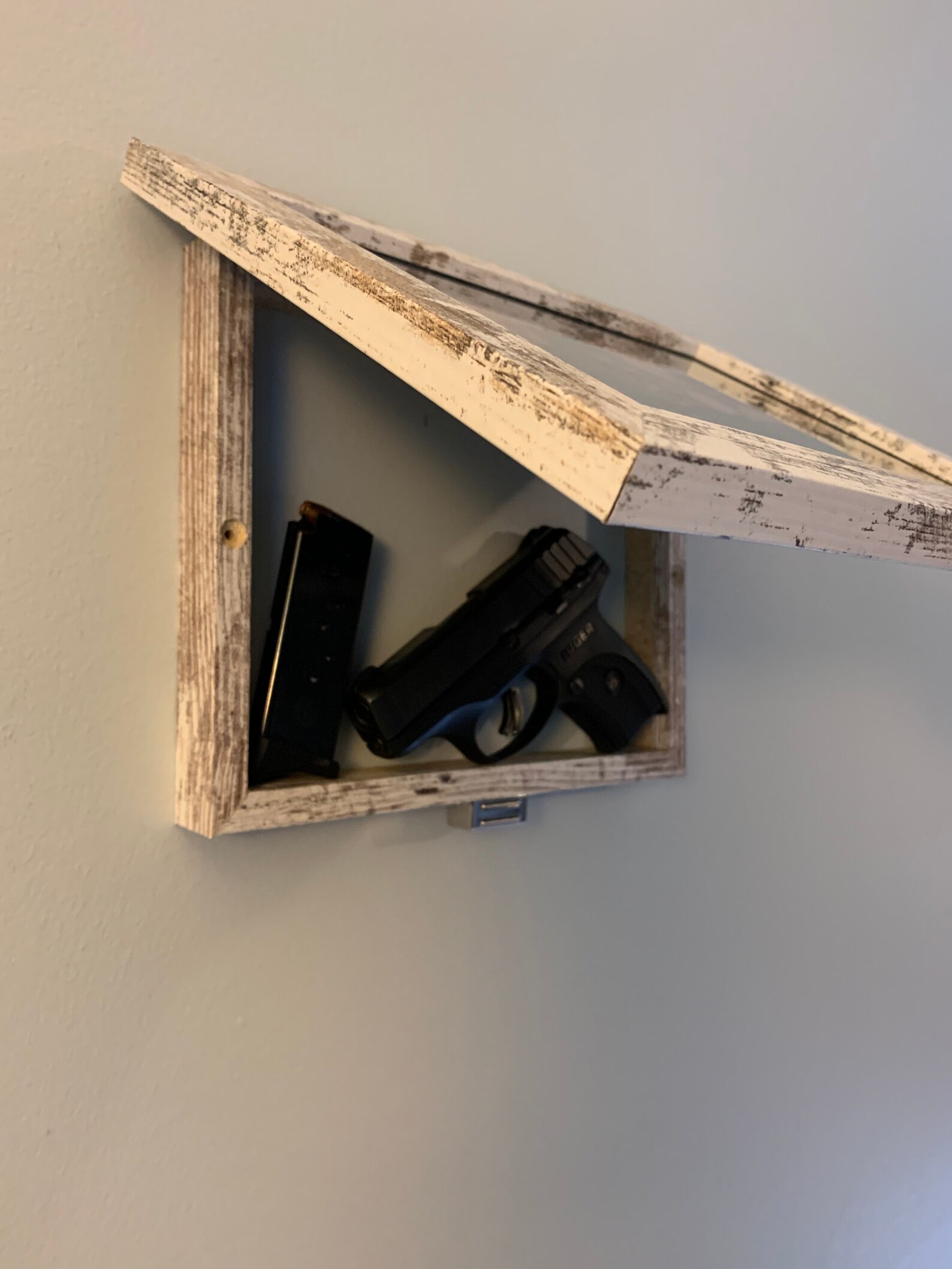 White 8 X 10 Wooden Picture Frame/gun Case - Etsy