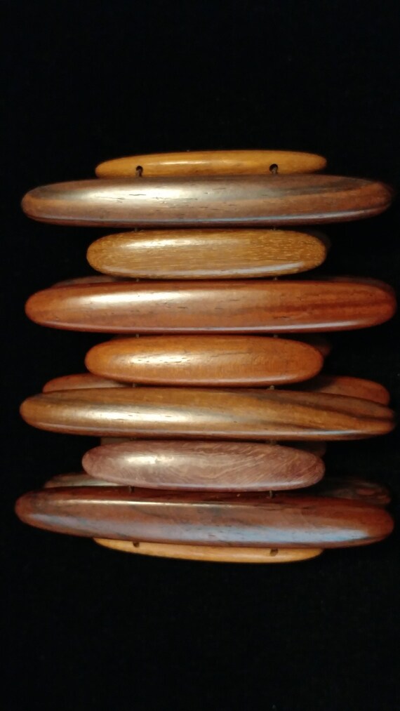 Beautiful Multi-tone Carved Elliptical Wood Cuff Brac… - Gem