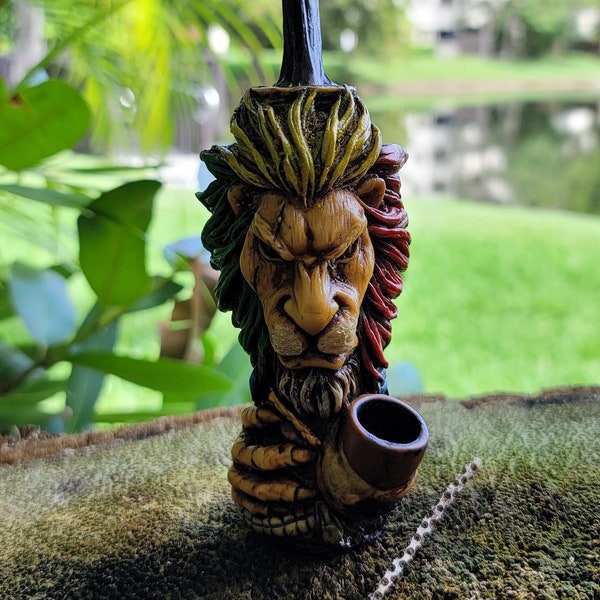 Lion Pipe - Etsy