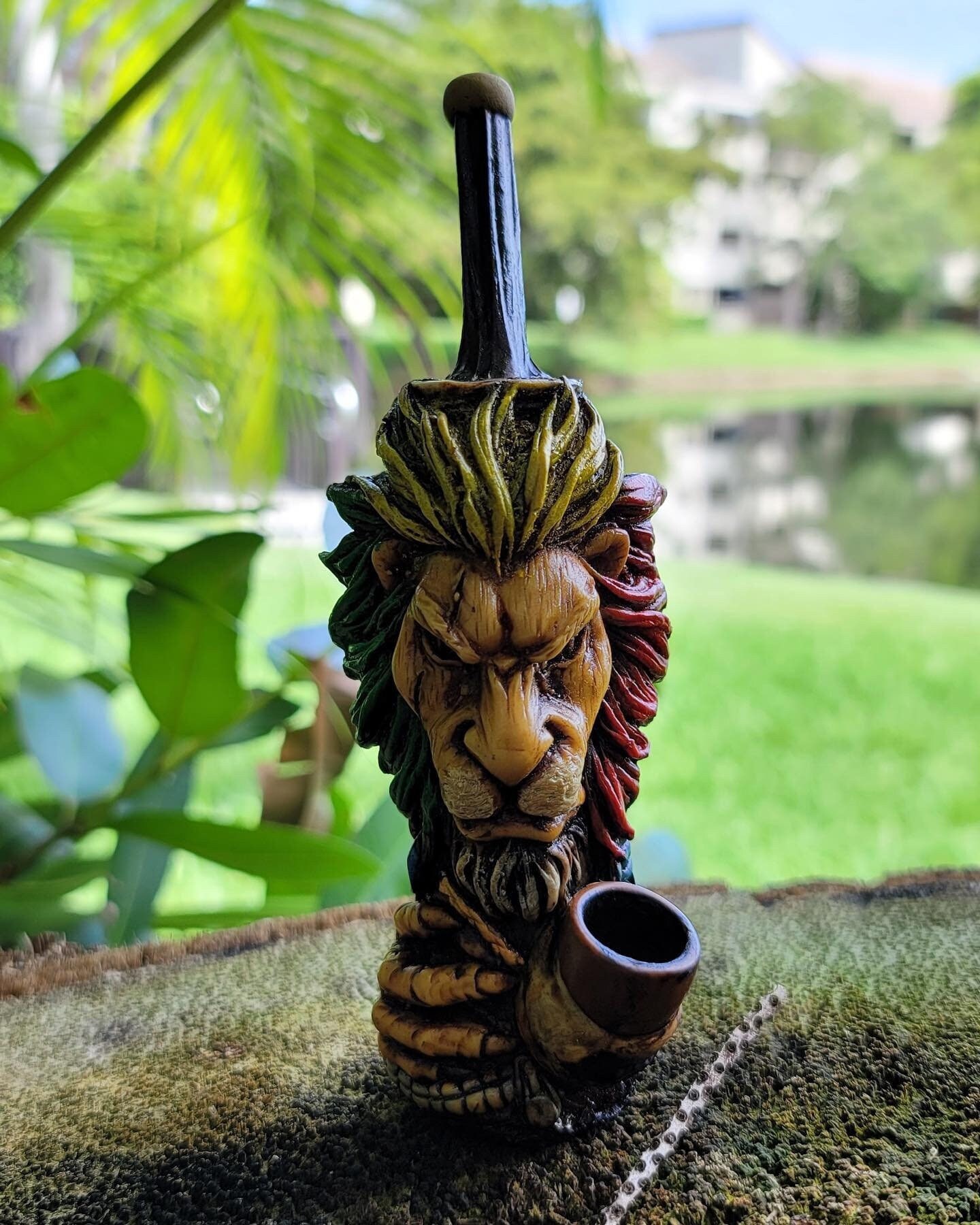 Lion Weed Pipes