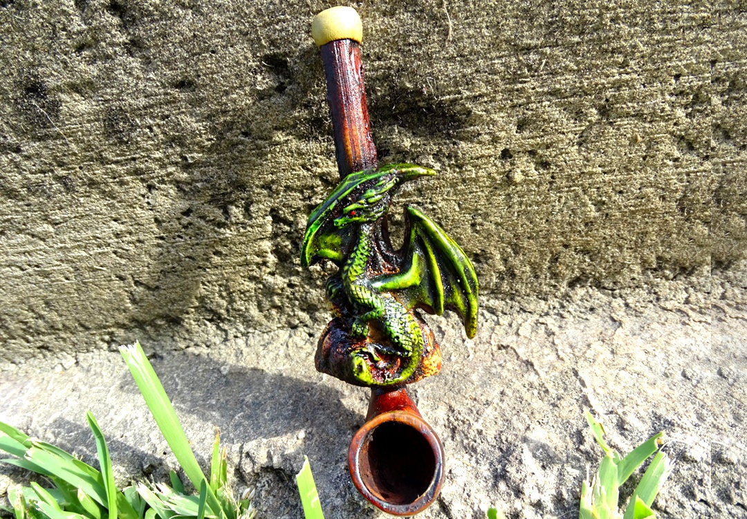 Flying Dragon Tobacco Smoking Hand Pipe Handmade Fantasy Medieval Art ...