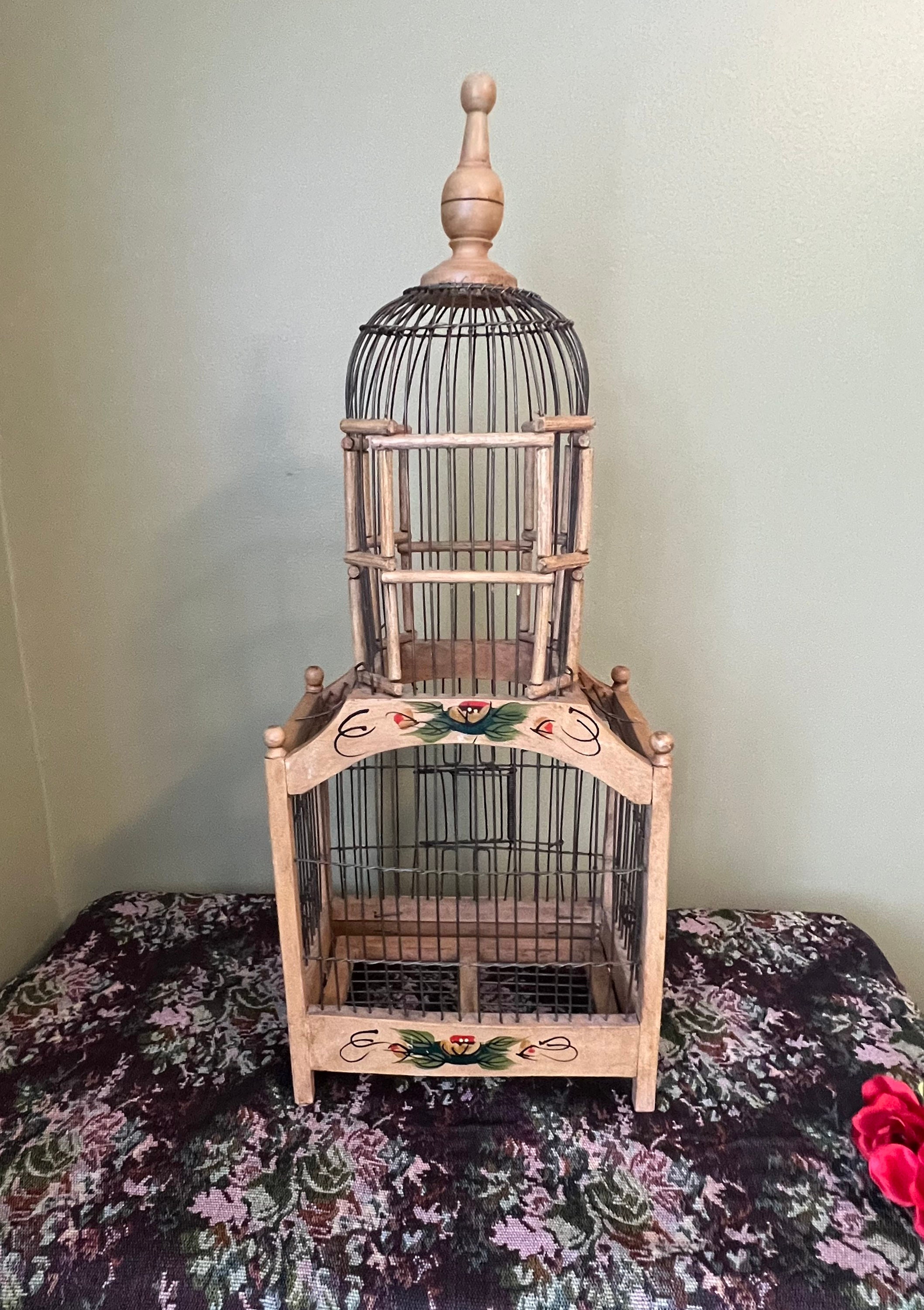 Hagen Round Dome Bird Cages