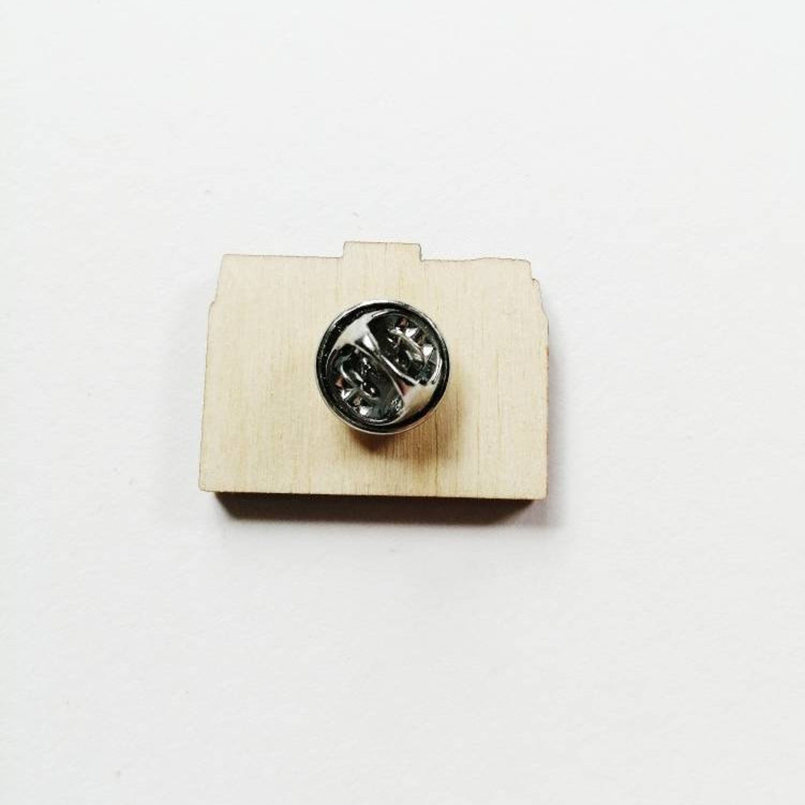 Wooden Retro Camera Pin Badge Broach - Etsy