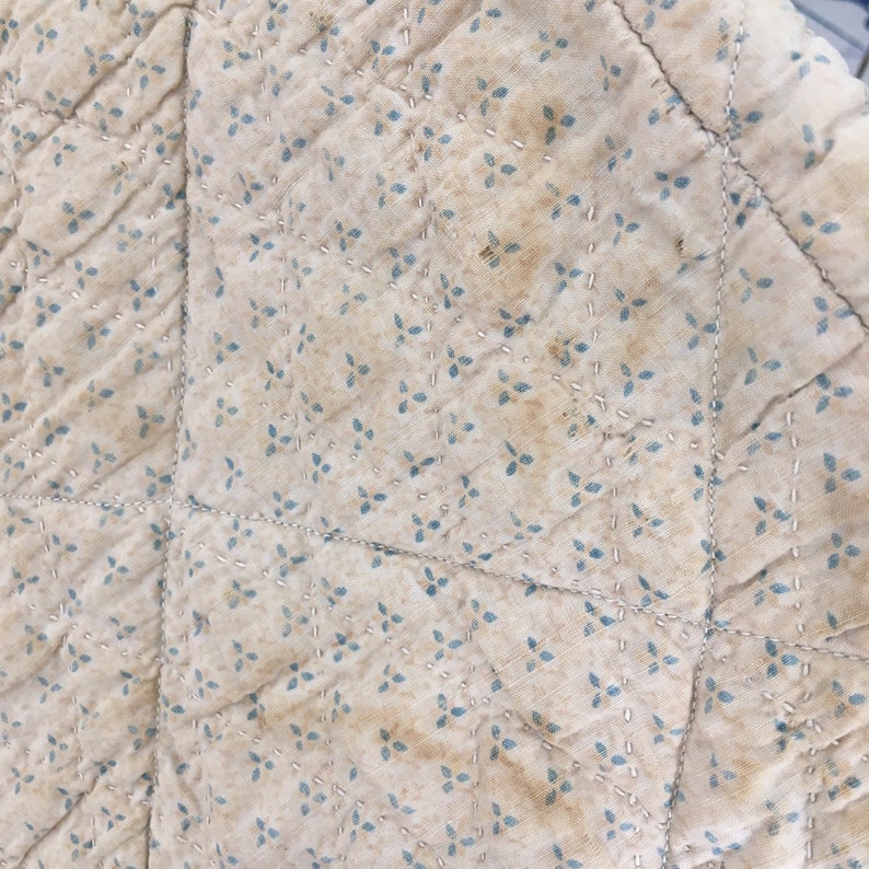 French Vintage Quilted Coverlet / French Vintage Textile / - Etsy