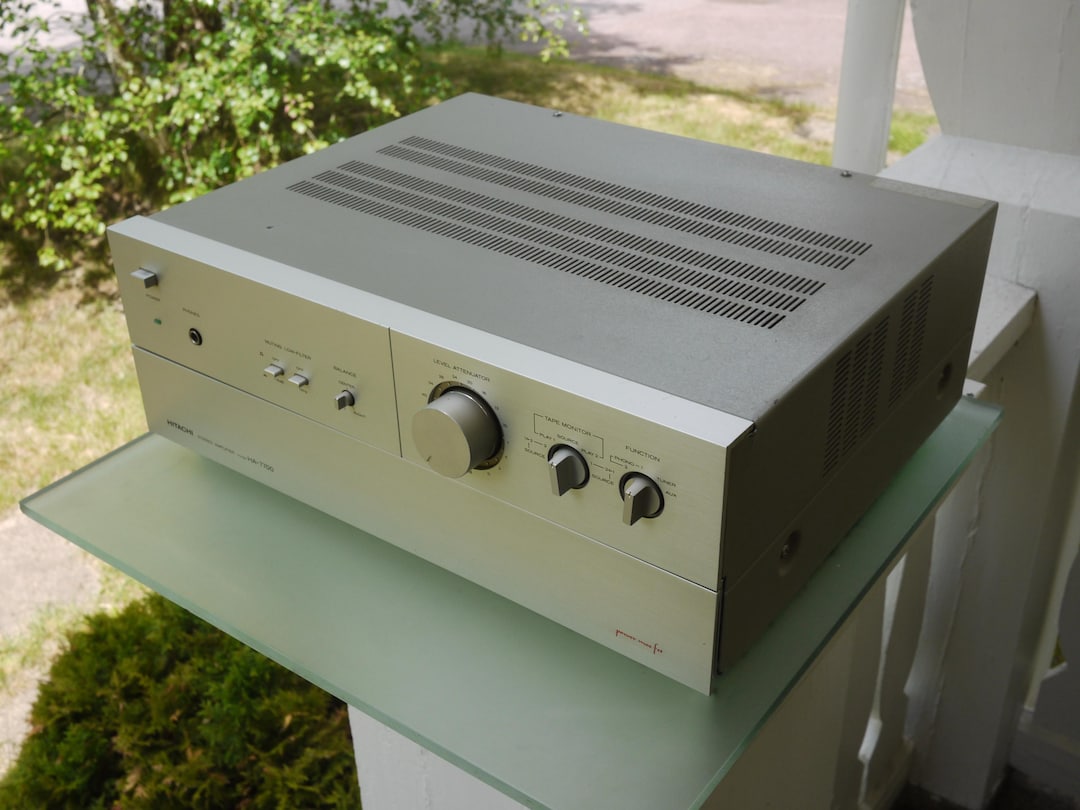 Hitachi HA-7700 / Mosfet / 2x Phono MM&MC / Double Mono / Vintage / Pre ...