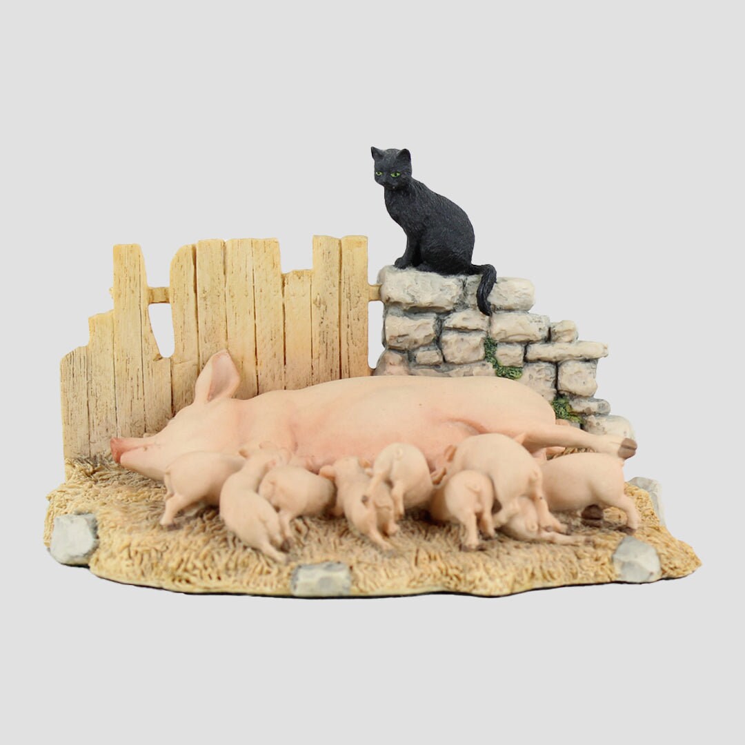 Moses and Bertha Border Fine Arts Pigs - Etsy