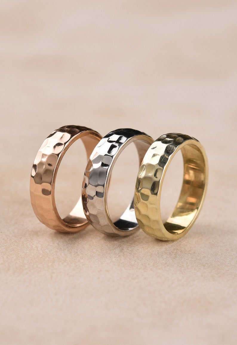 14K Gold Hammered Wedding Band Solid Gold 14K Rustic Textured - Etsy