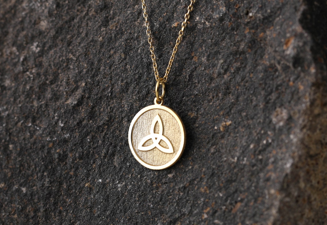14k Gold Triquetra Necklace Personalized Triquetra Necklace - Etsy