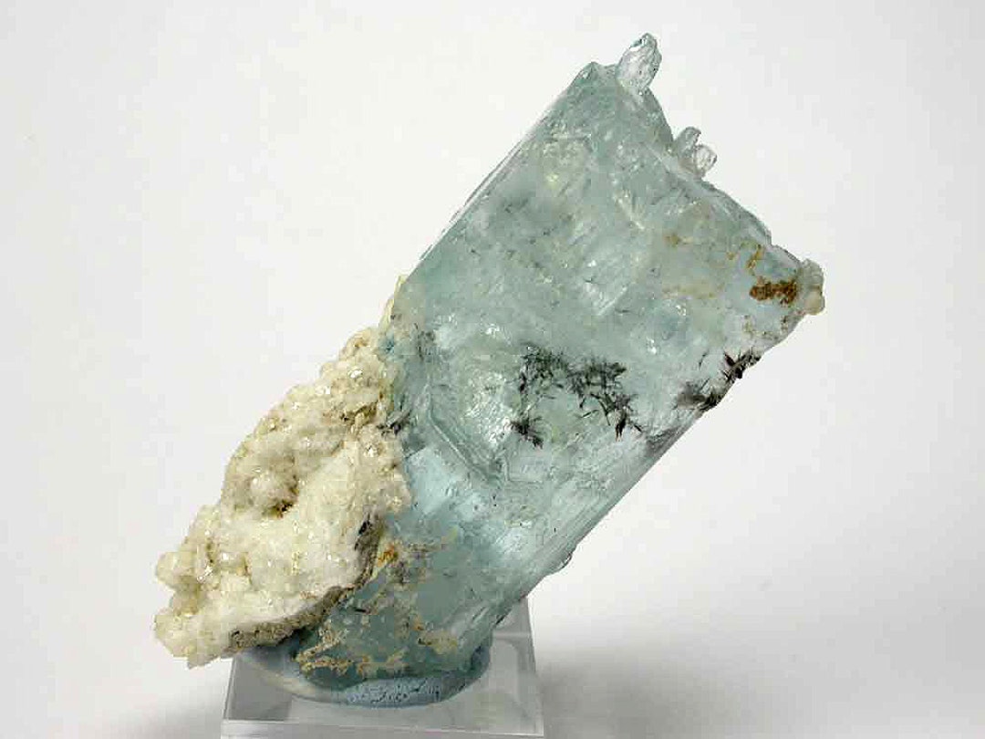 AQUAMARINE Stunning Aquamarine With Columbite-tantalite Inclusions. - Etsy