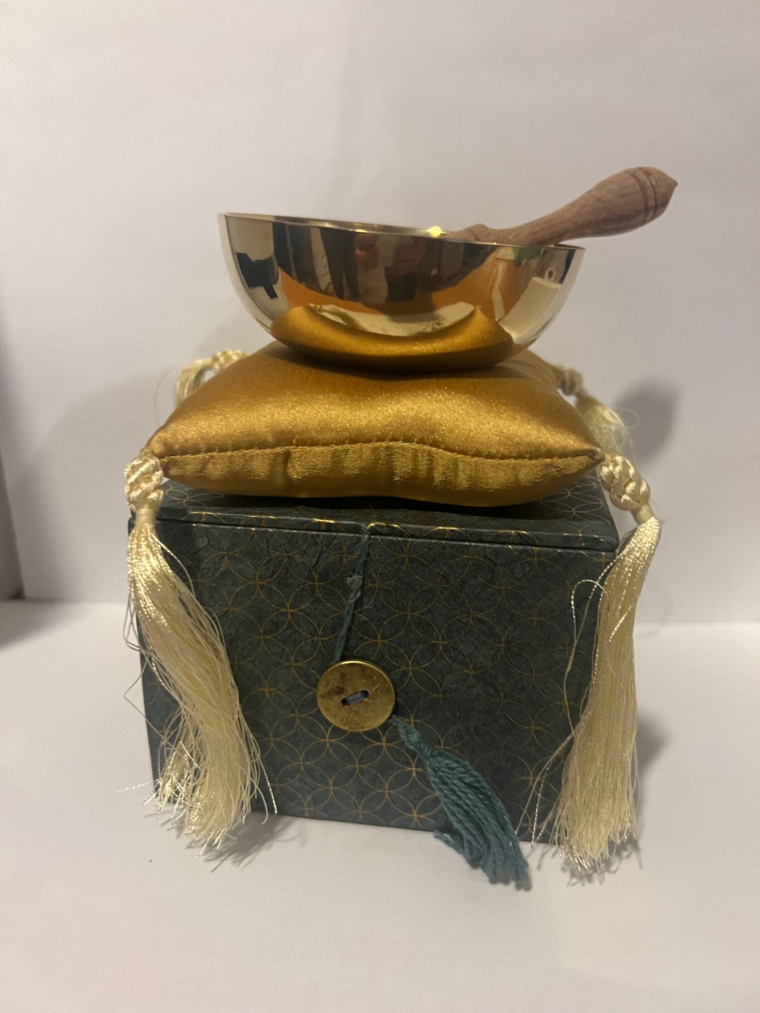 Meditation Bowl Box - Etsy
