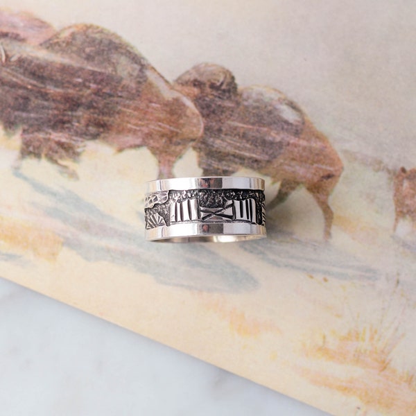 Storyteller Ring - Etsy