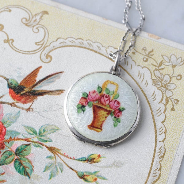 Guilloche Locket - Etsy
