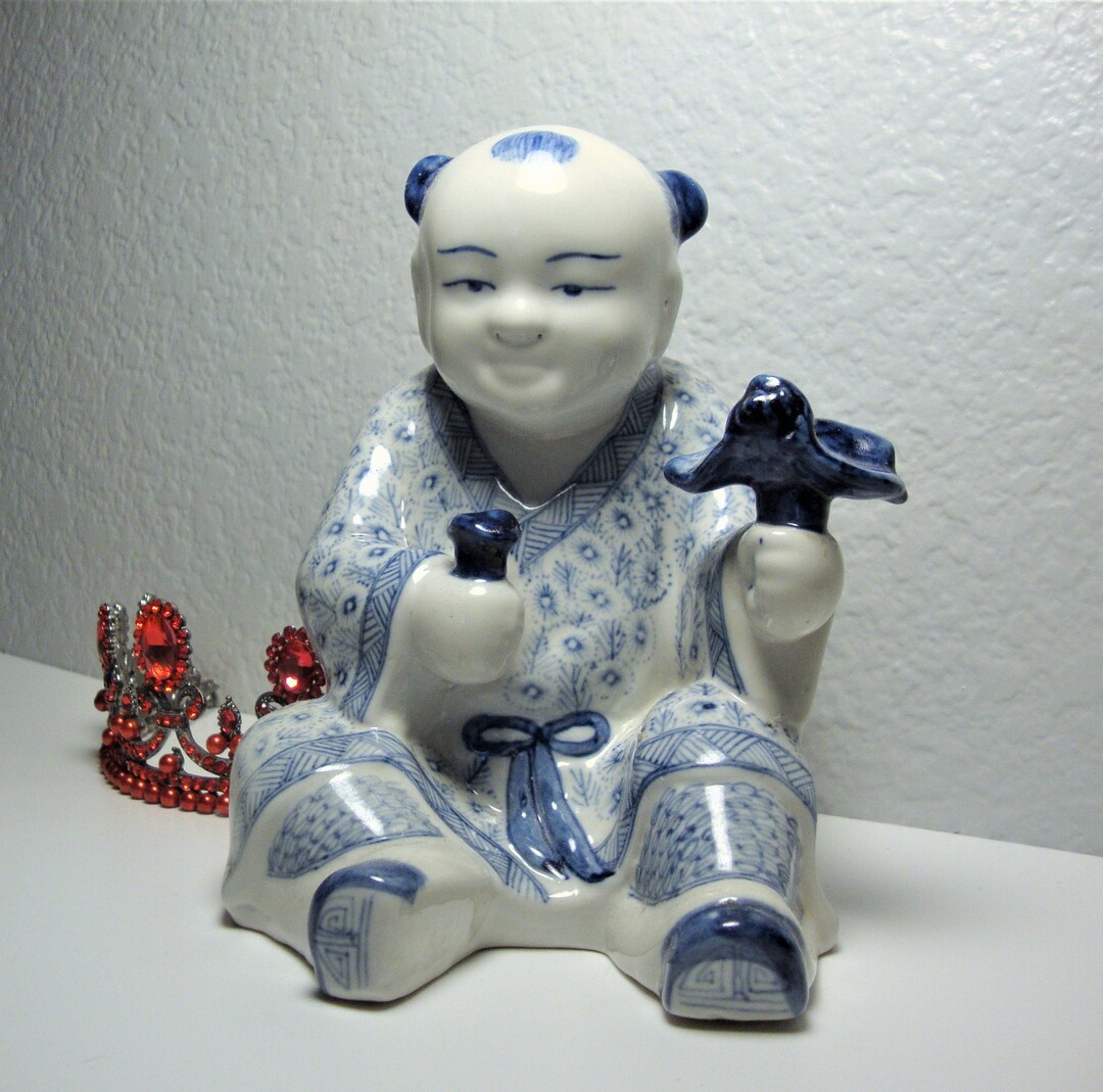 Vintage ORIENTAL BOY STATUE - Oriental Porcelain Blue & White Seated ...