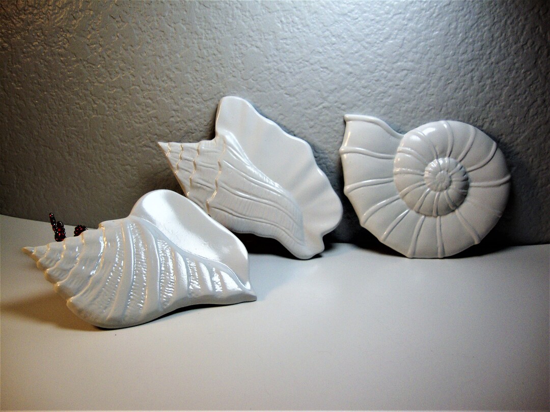Vintage SEASHELL WALL DECOR (3) - Set of Three White Metal Seashells ...