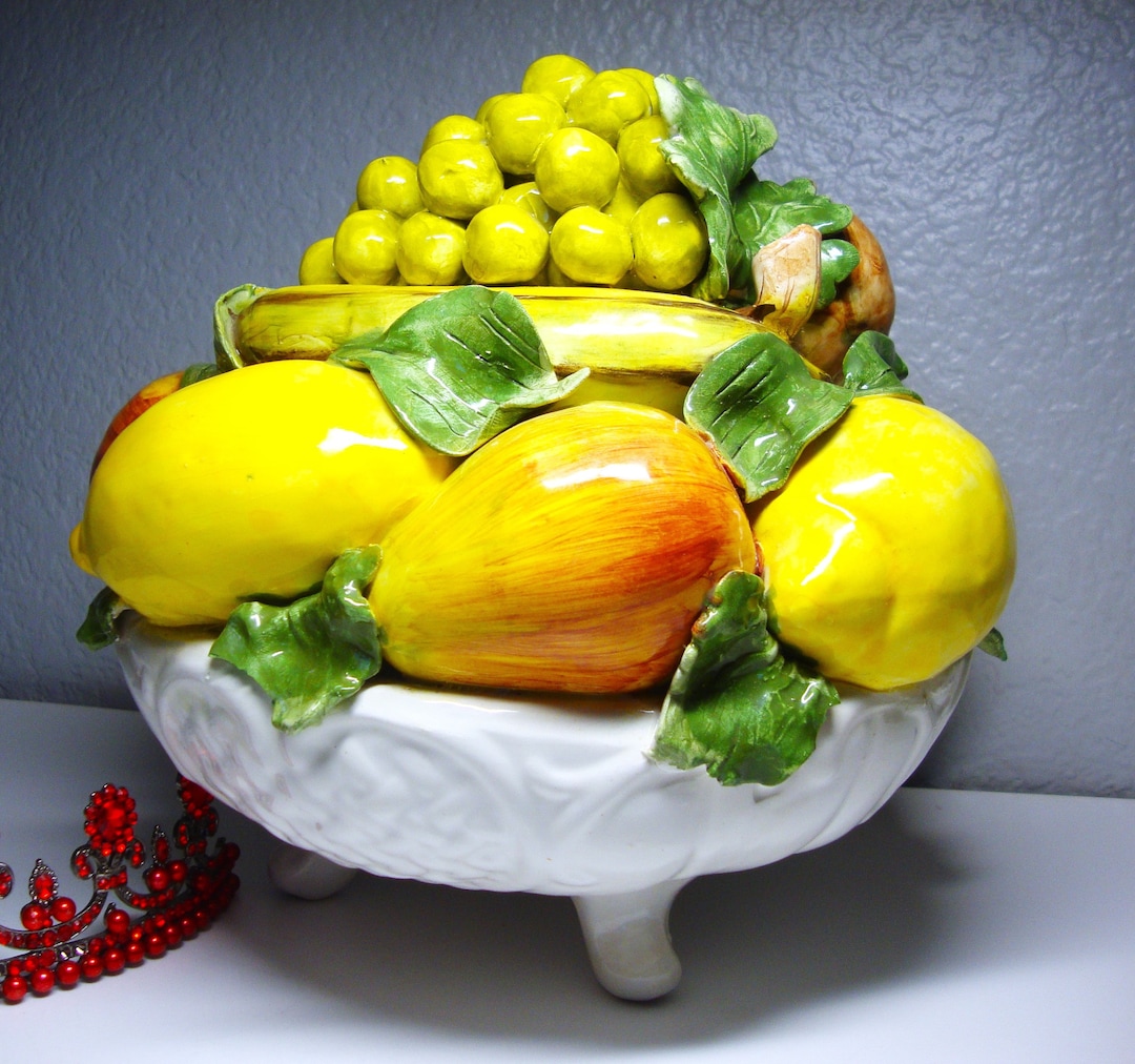 Vintage CERAMIC FRUIT CENTERPIECE - Italian Majolica Centerpiece of ...