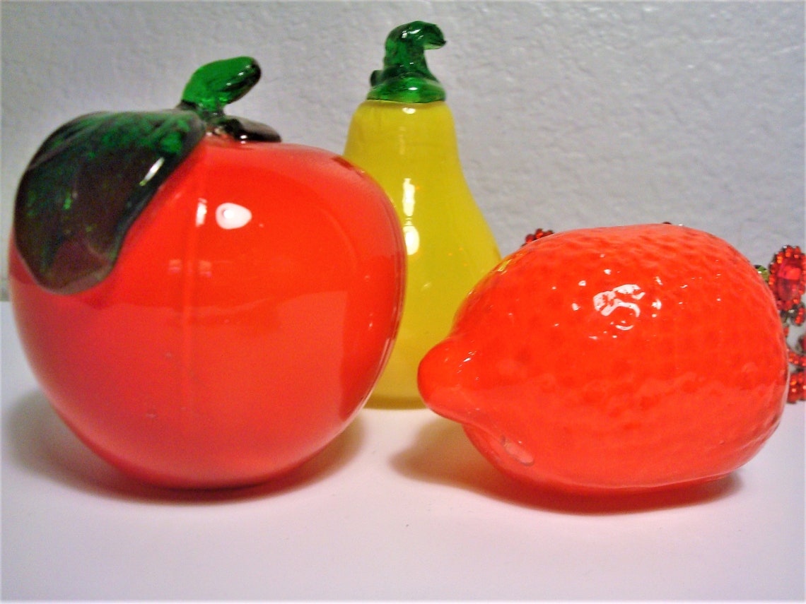 Vintage TRIO GLASS FRUITS Set Three Glass Fruits: Red Apple - Etsy