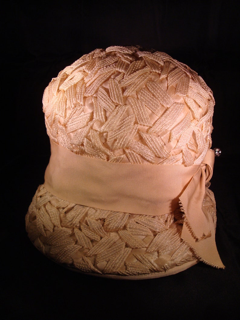 Vintage STRAW-FABRIC CLOCHE Stunning Weaved Straw-Fabric | Etsy