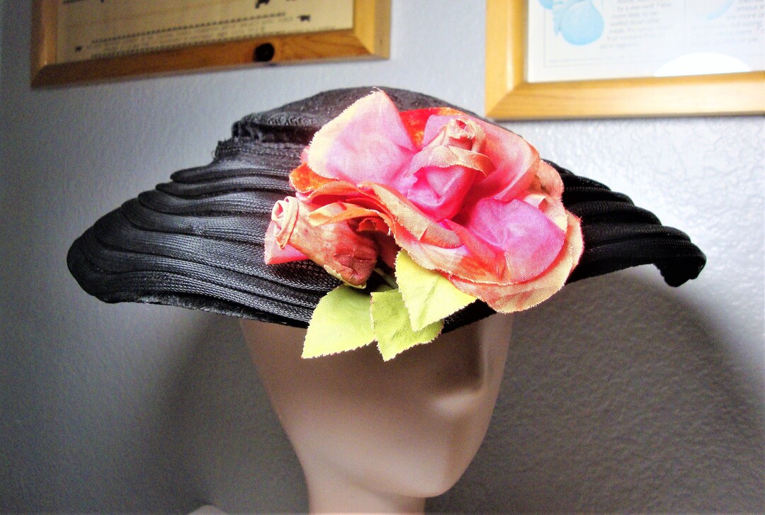 Vintage SCALLOPED PLATE HAT - Black Lace Crown & Pleated Black Nylon ...