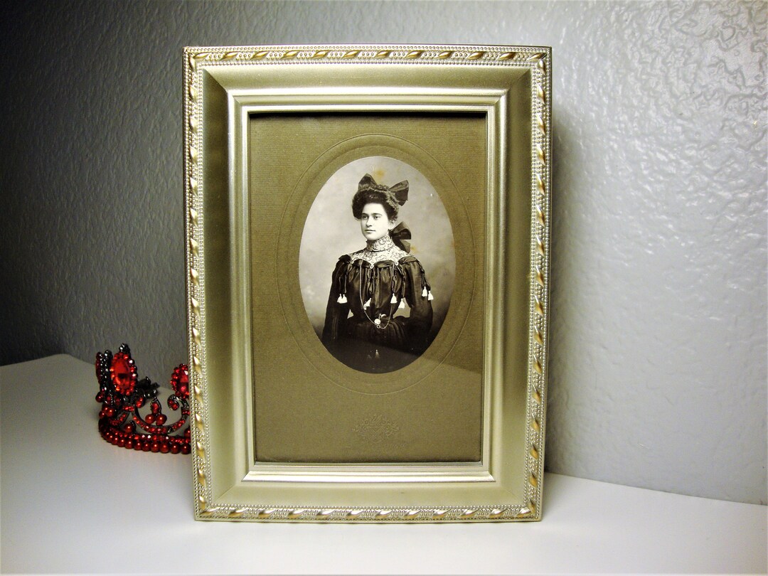 Vintage MUSIC BOX & PHOTO - Jewelry Music Box W/ Photo-picture Frame ...