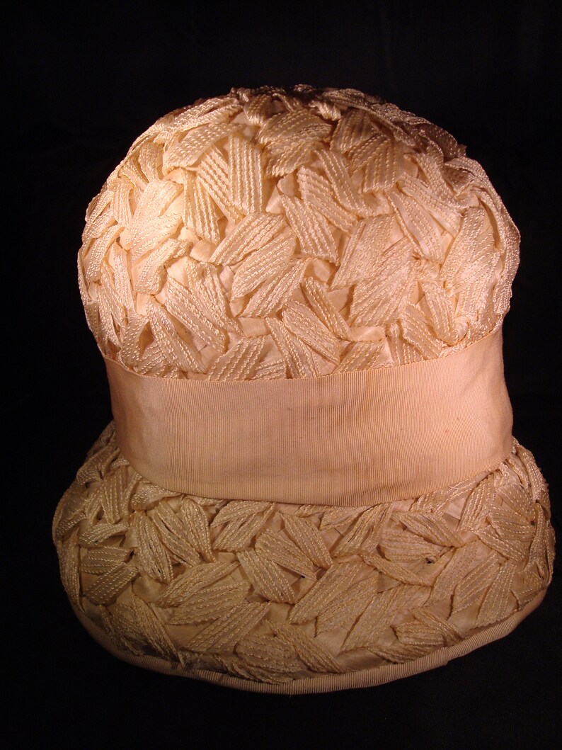 Vintage STRAW-FABRIC CLOCHE Stunning Weaved Straw-fabric - Etsy
