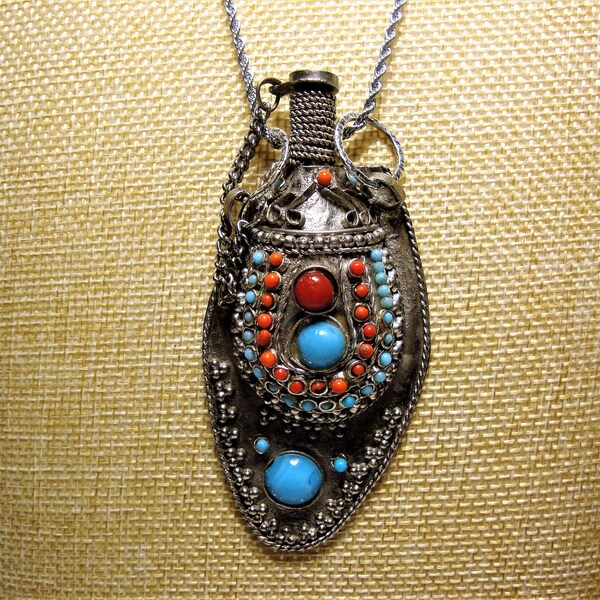 Snuff Bottle Necklace - Etsy