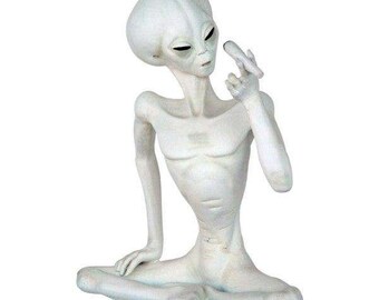 Life Size Alien Statue - Etsy
