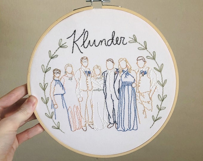 DIGITAL PATTERN: Custom Embroidered Faceless Family Portrait for 8x8 ...