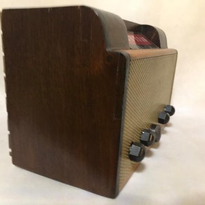 Vintage Cool 1948 Emerson Radio Model 1003 Now A Bluetooth Speaker Free ...