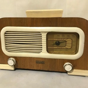 Vintage Deco 1942 Philco Radio Model 42-PT-95 Now A Bluetooth Speaker ...
