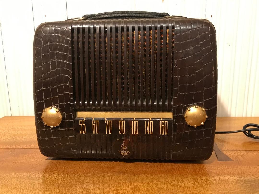 Emerson Radio for sale | Only 2 left at -70%
