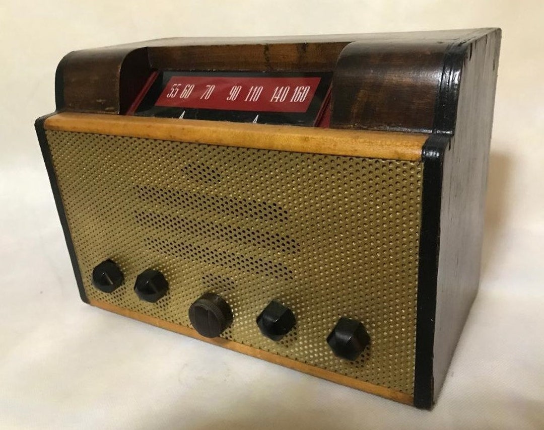 Vintage Cool 1948 Emerson Radio Model 1003 Now A Bluetooth - Etsy