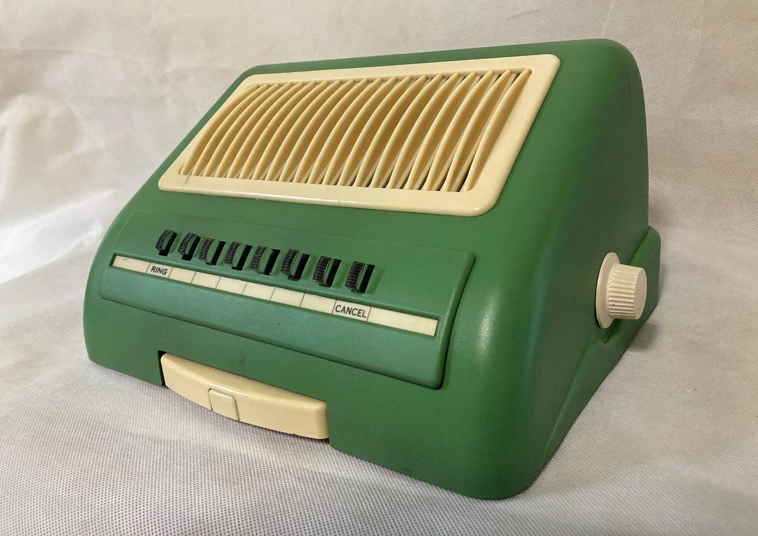 Vintage 1950s Ediswan Bluetooth Speaker: British Deco Boombox Free ...