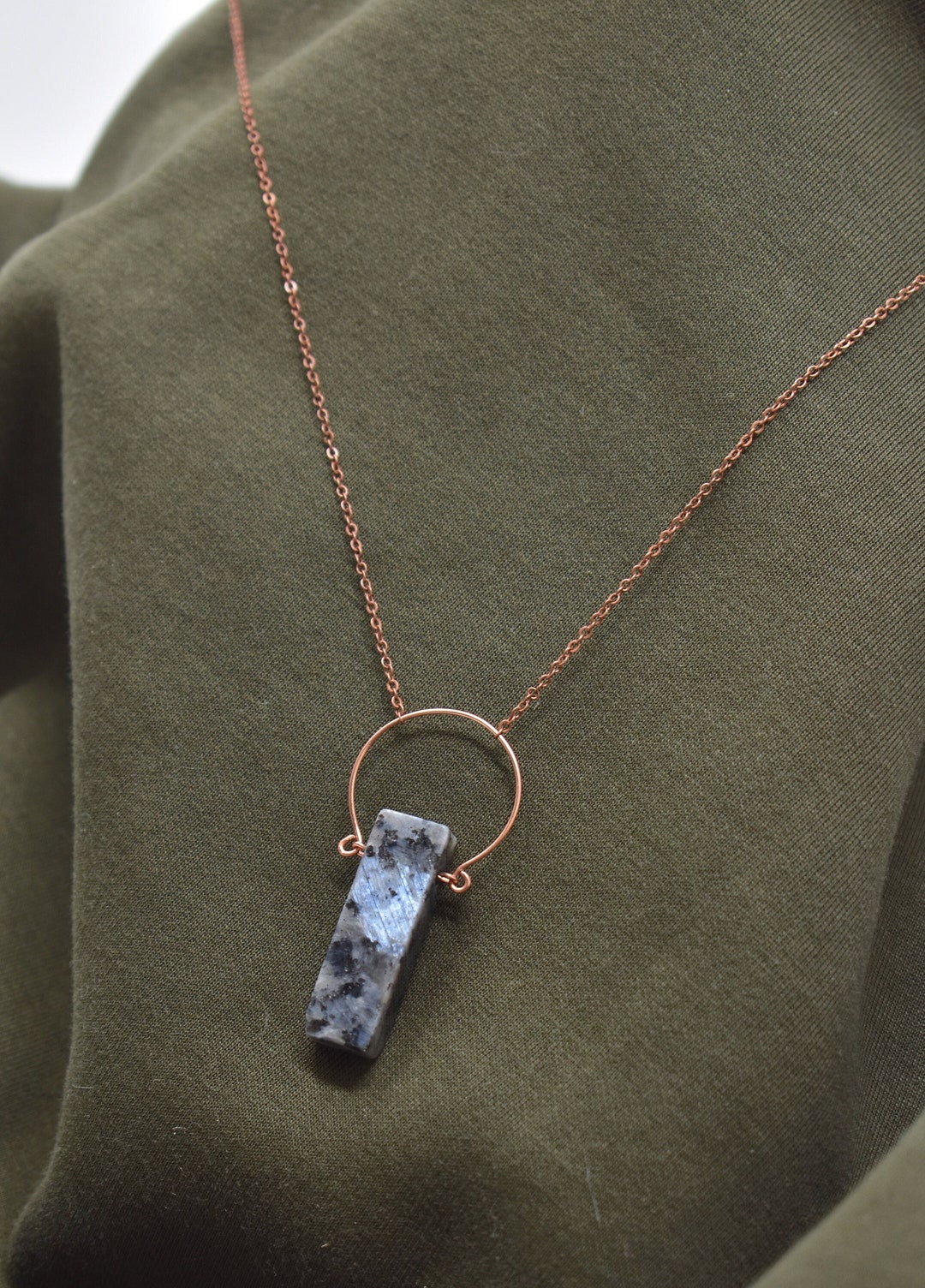 Circle Gem Necklace - Etsy