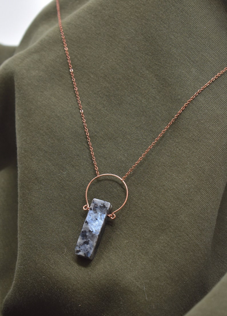 Circle Gem Necklace - Etsy