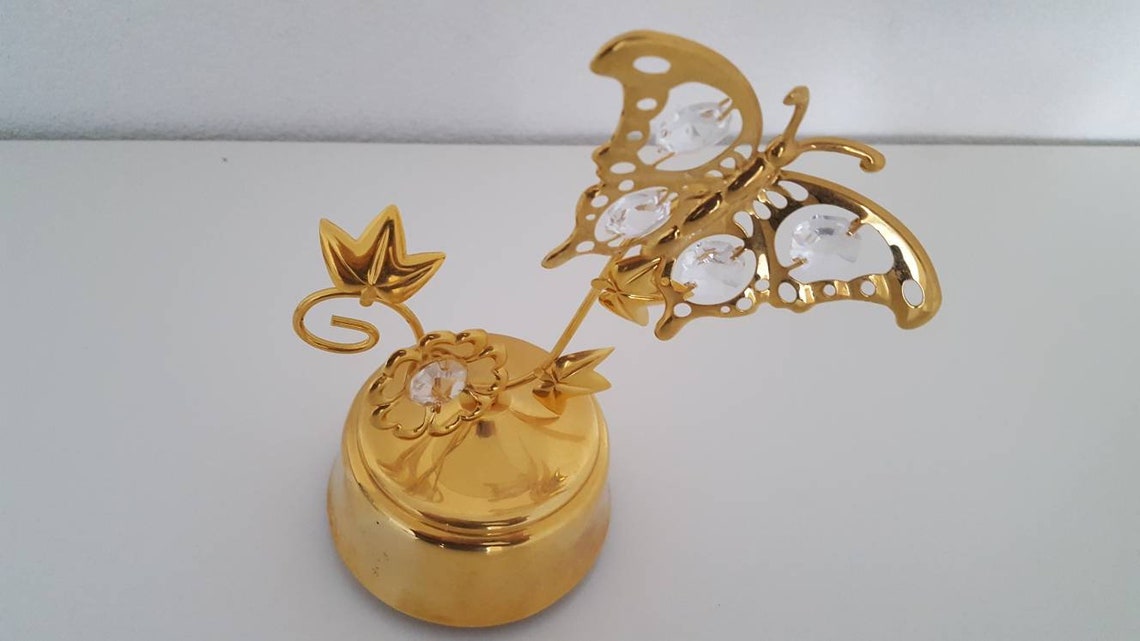 Home Decor, Musicbox Decor, Art Deco, Lovely Gold Colored Musicbox in ...
