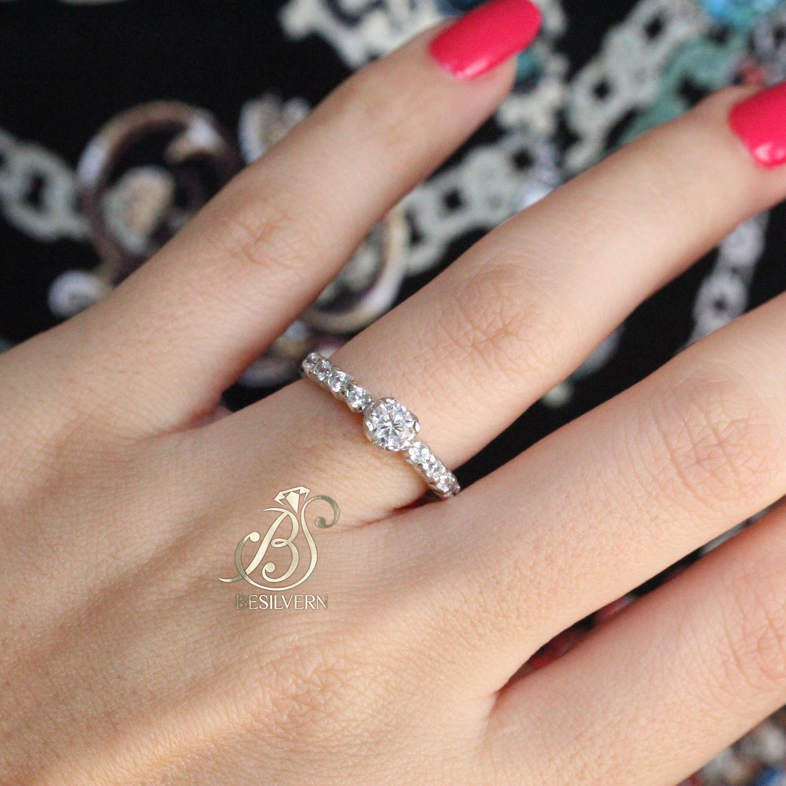 Round Cut Soltaire Accented Engagement Ring solitaire Tulip - Etsy