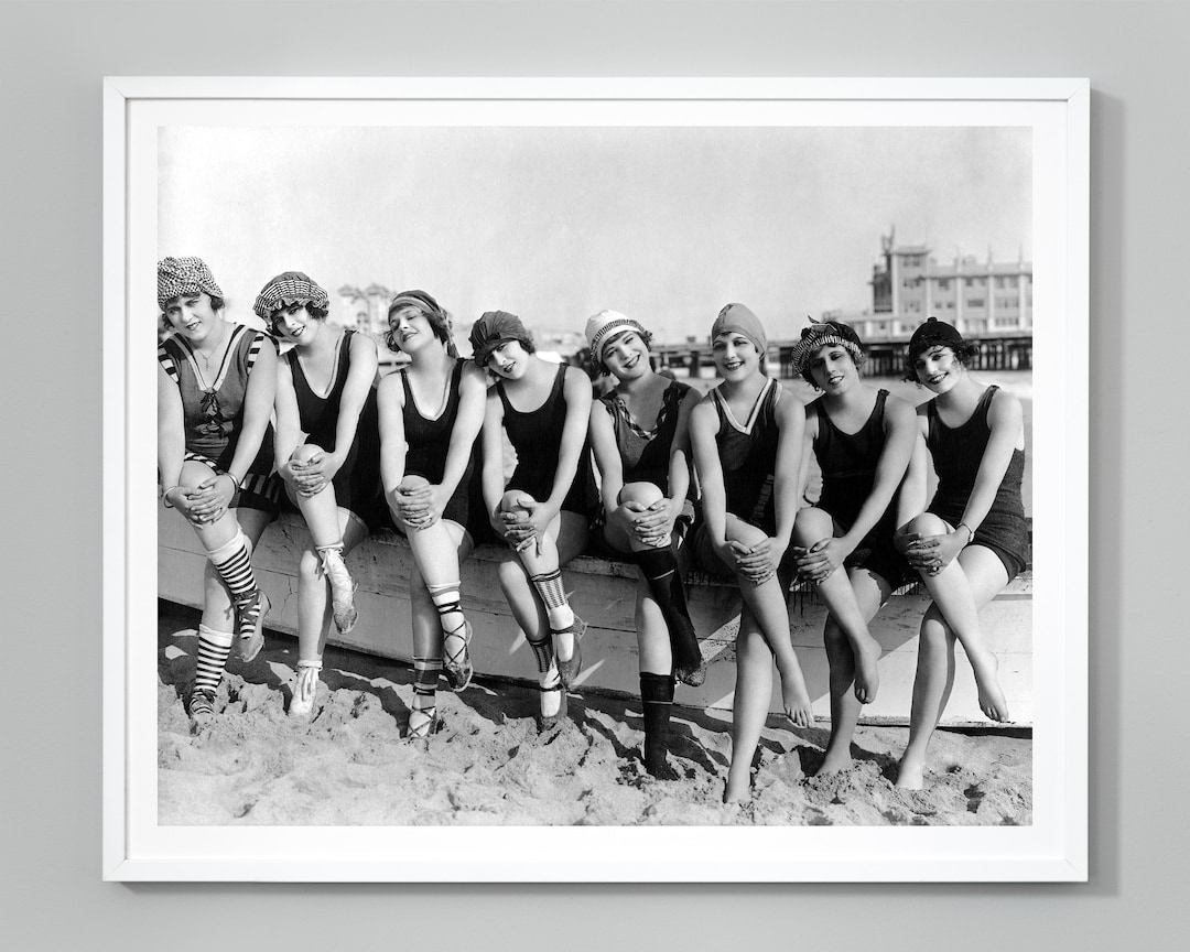 Vintage Swimsuit Girls Print, Flapper Girls, Vintage Beach Fashion ...