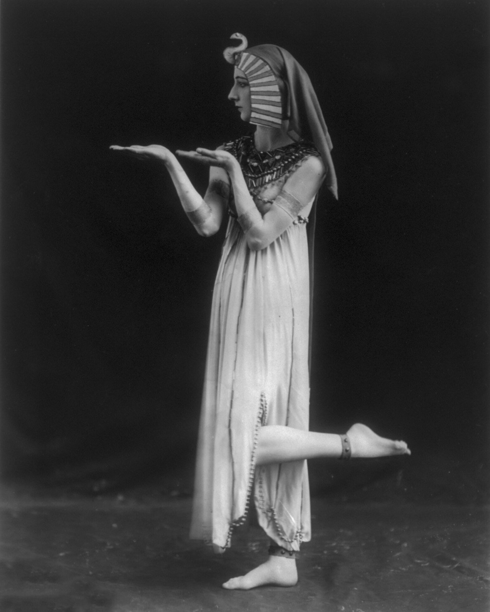 Cleopatra Dancer Vintage Photo Print Dance Print Black and | Etsy