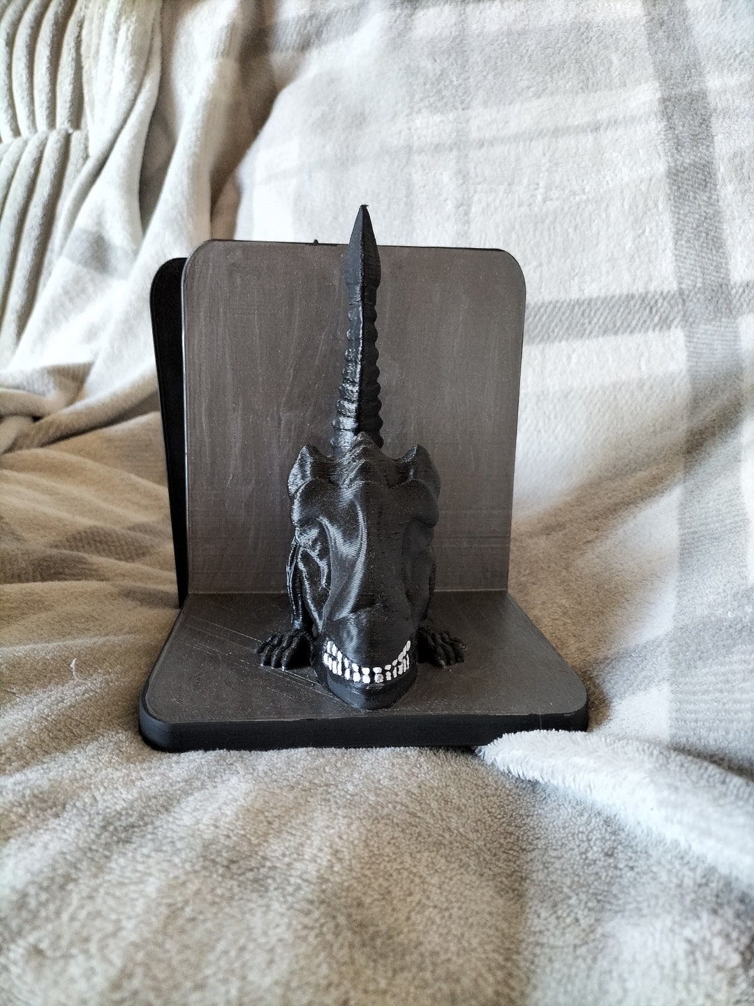 Alien Bookends - Etsy