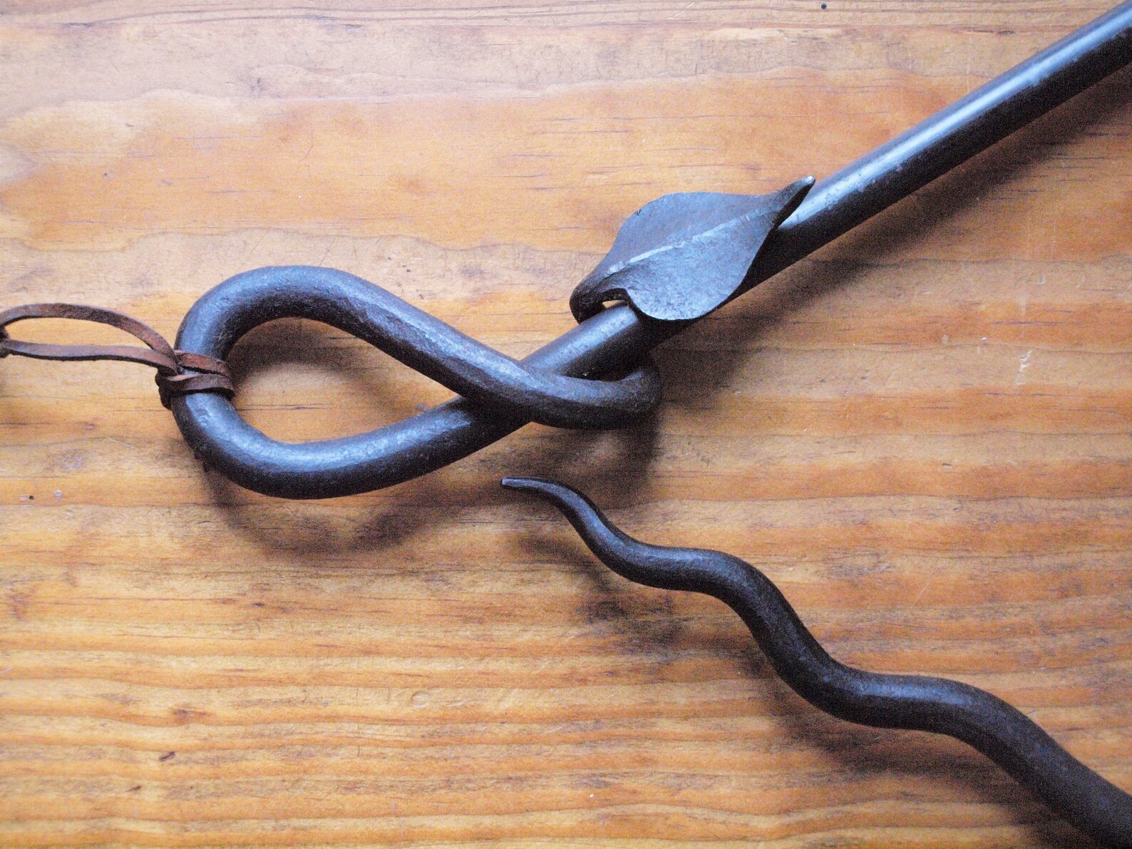 Hand Forged Leaf End Dinner Bell, Dinner Bell, Dinner Gong, Leaf End ...
