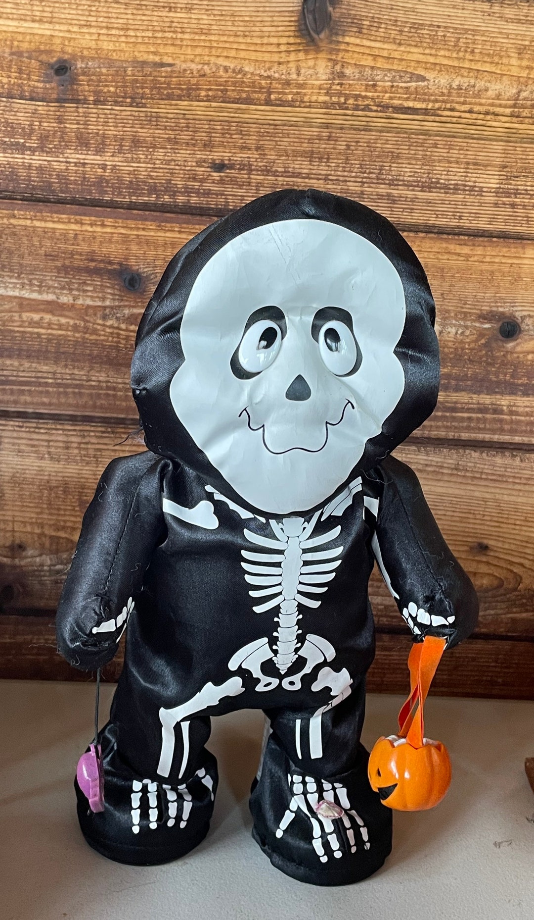 Vintage Gemmy Groovin Ghouls Dancing Super Freak Singing Skeleton ...