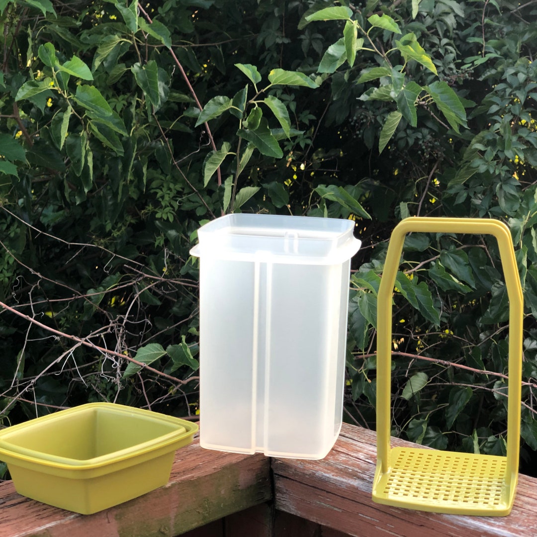 Vintage Tupperware Green Pick-a-deli Container Pickle Olives Pepper ...