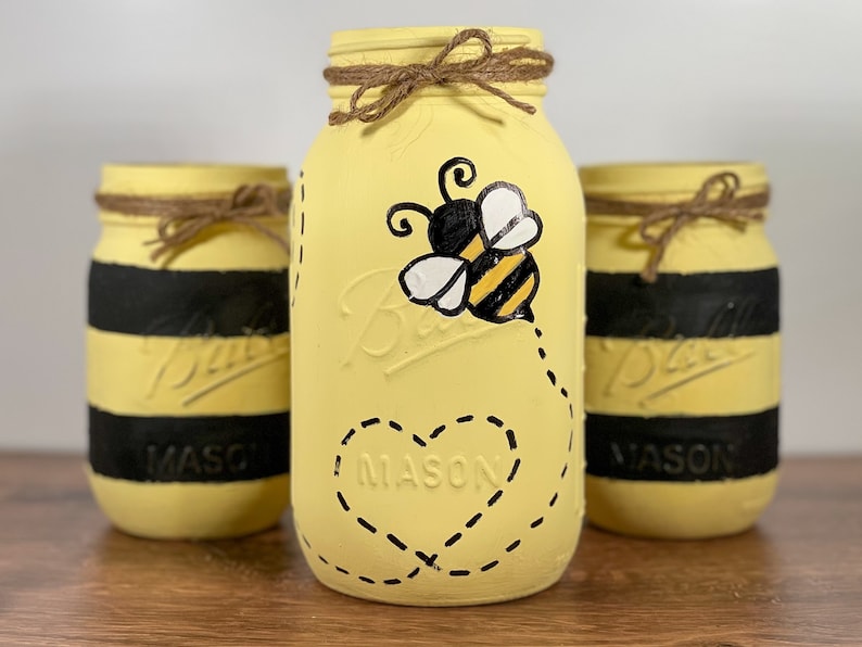 Hand-painted Bee Mason Jar Centerpiece - Bumblebee Decor Set - Etsy