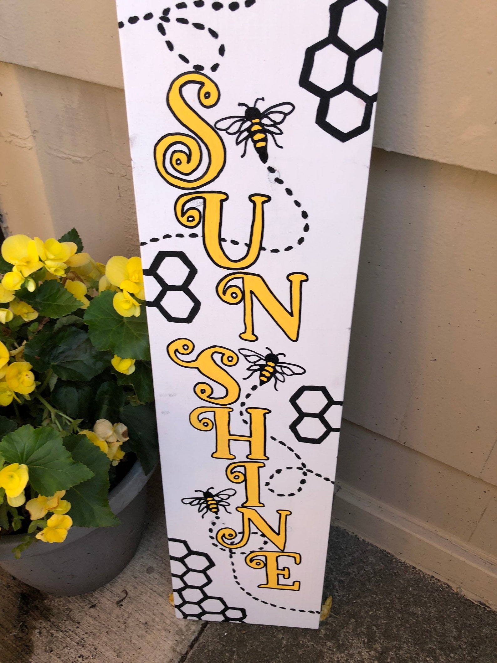 Hello Sunshine Honeybee Sign / Bee Wall Sign / Bee Decor / Bee | Etsy