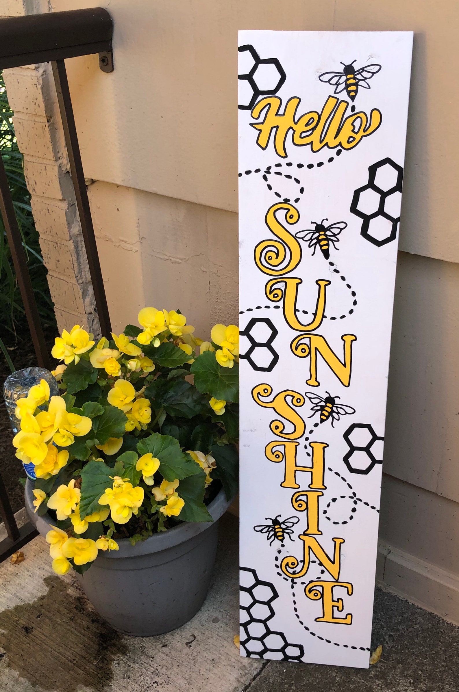Hello Sunshine Honeybee Sign / Bee Wall Sign / Bee Decor / Bee - Etsy