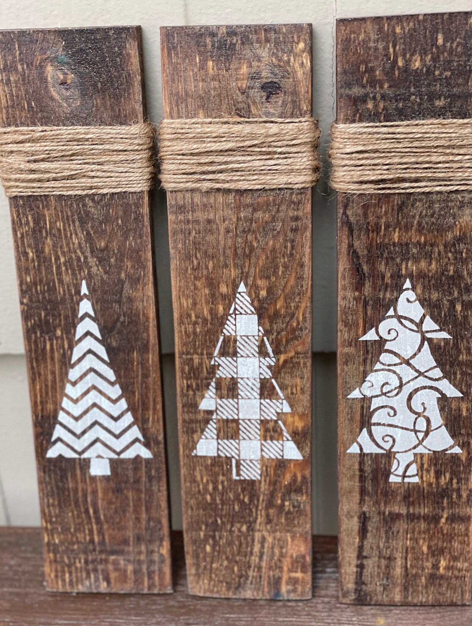 Rustic Christmas Tree Signs / Rustic Christmas Decor / - Etsy