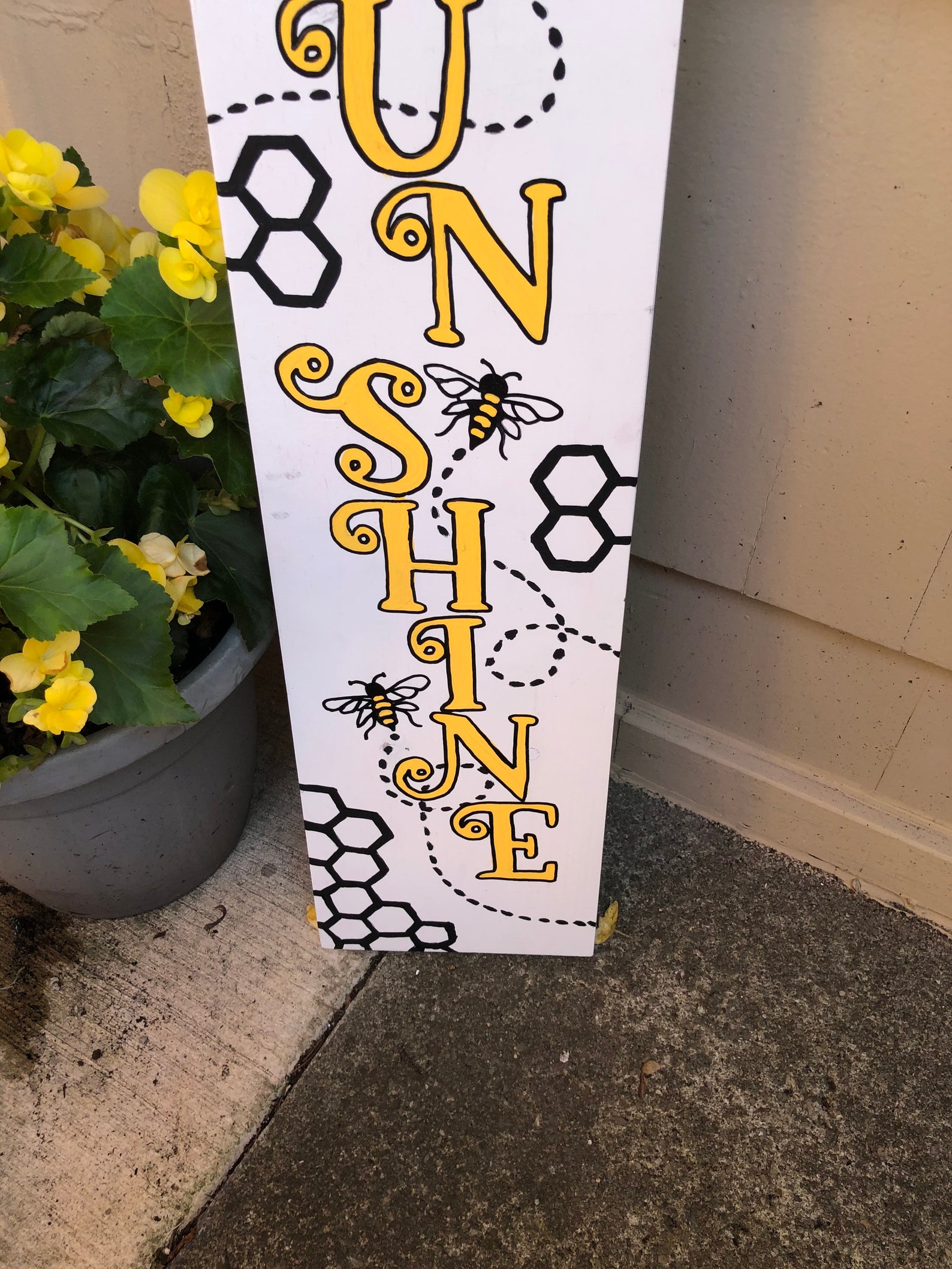 Hello Sunshine Honeybee Sign / Bee Wall Sign / Bee Decor / Bee - Etsy